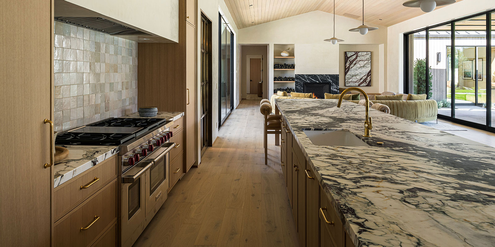 High-Quality Marble Slabs, Quartz Slabs, and Granite Slabs